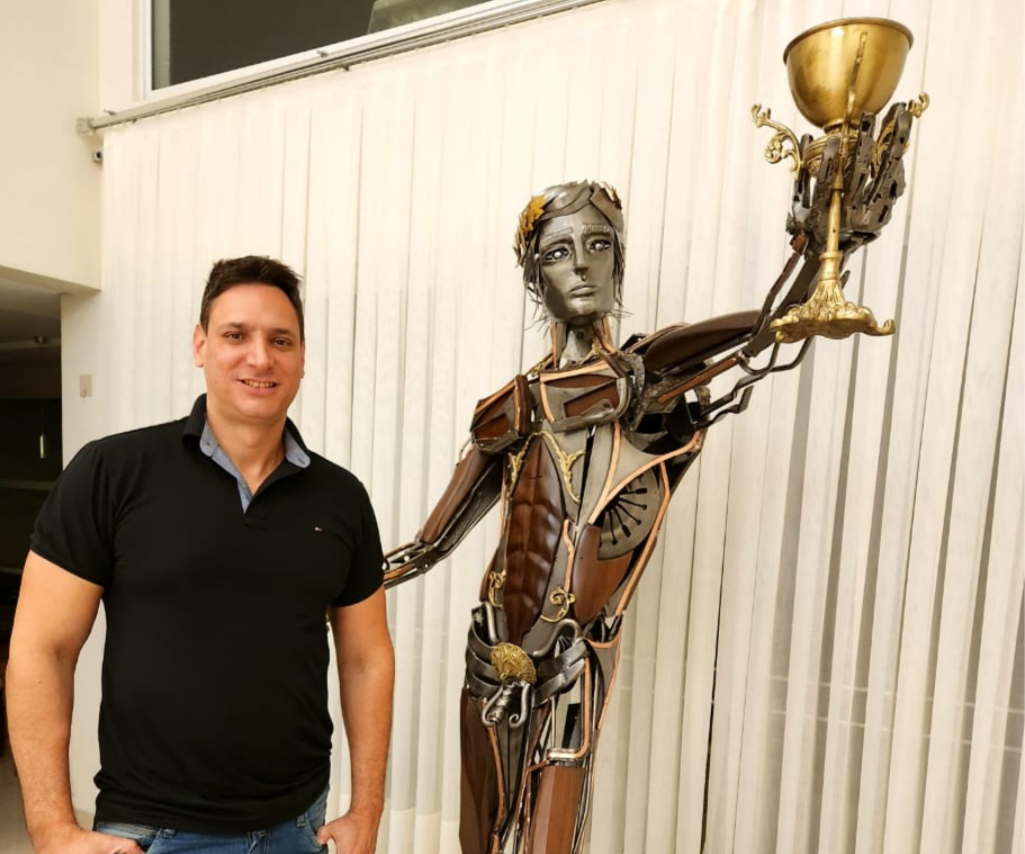 Lucas Signoretti | Galeria Coletiva 9